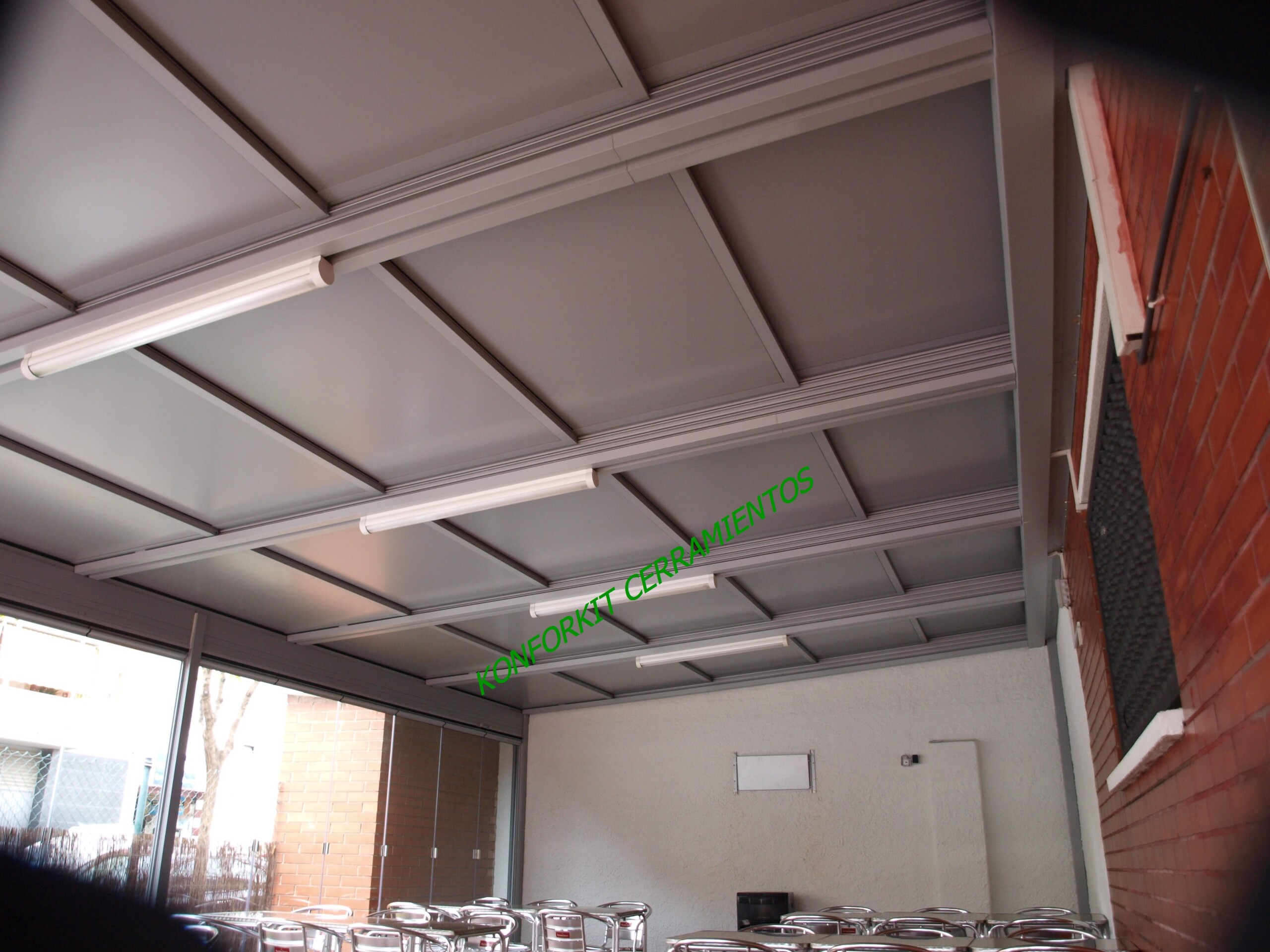 Techo Móvil - Montajes Tecnosur S.L.