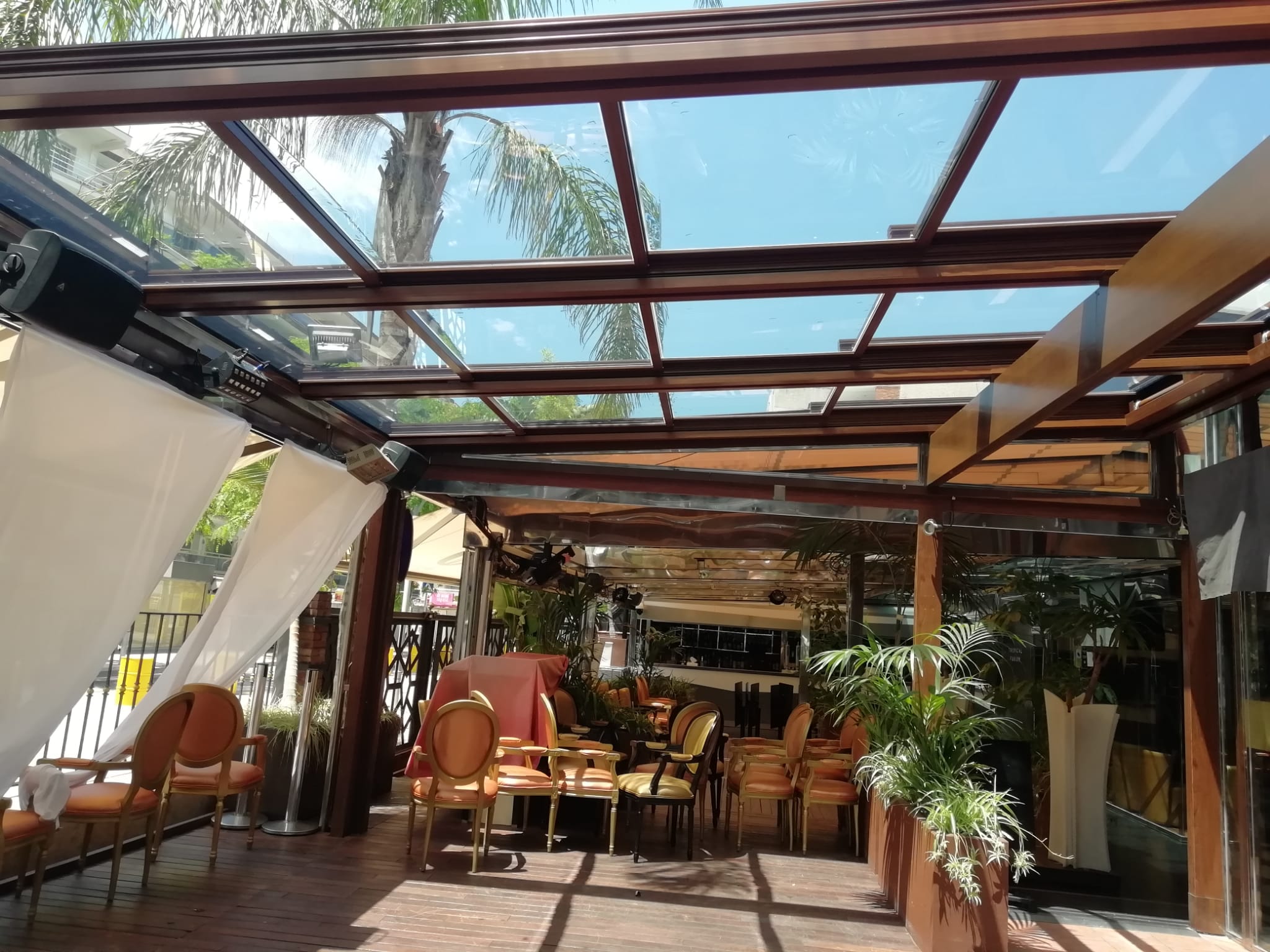 Techo Móvil - Montajes Tecnosur S.L.